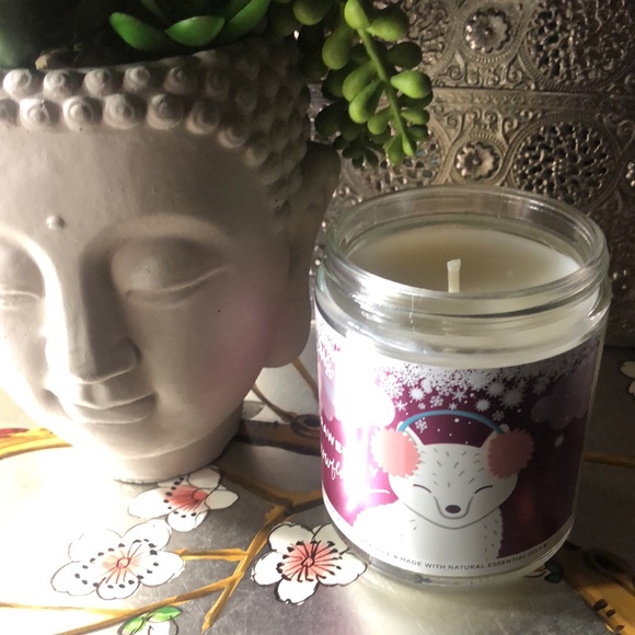 Bath & Body Works | Accents | Bath And Body Works Strawberry Snowflake ...